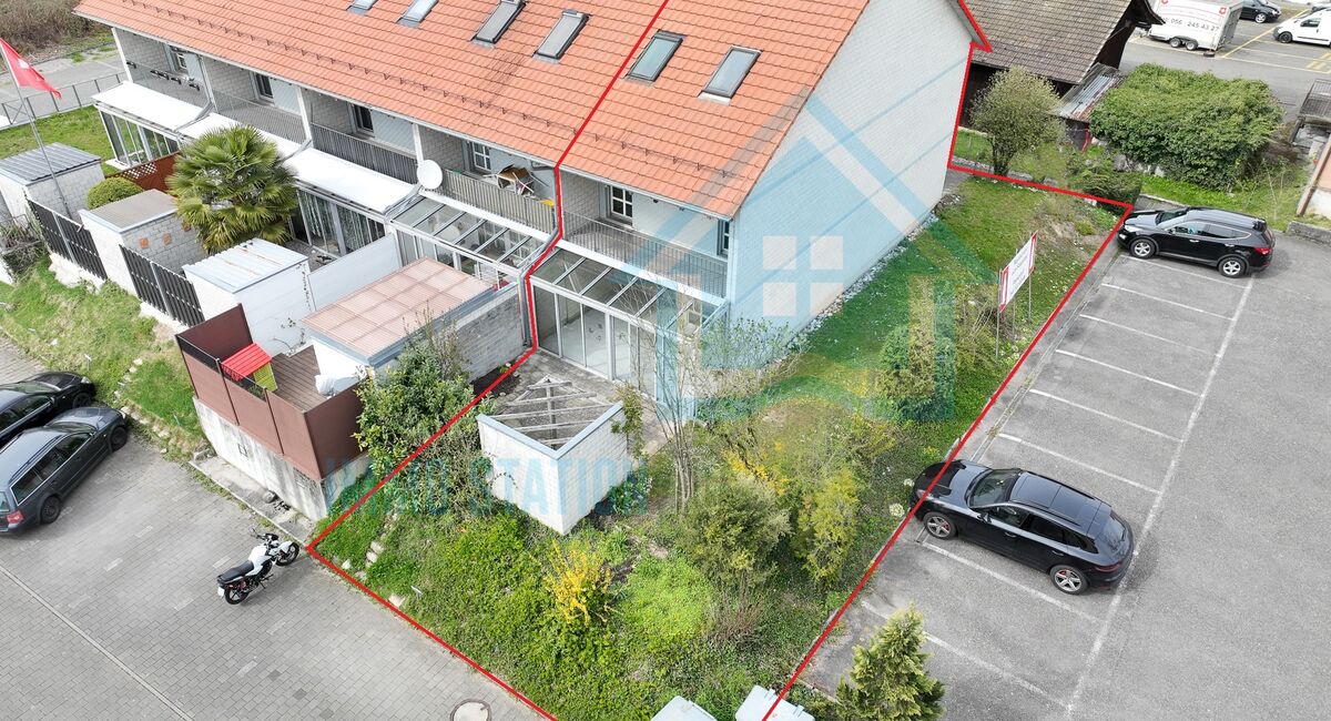 Immo Station AG - Grosszügiges Reiheneckhaus mit Wintergarten an ...