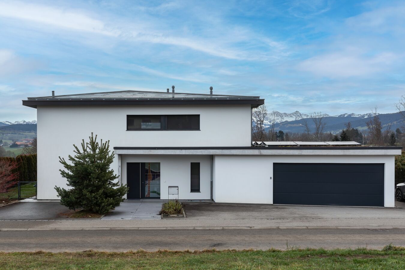 Somptueuse villa d'architecte de 6.5 pièces avec vue splendide