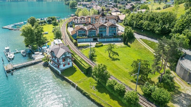 Baulandparzelle mit Zugang zum See